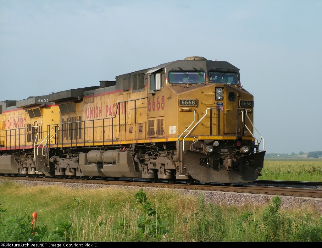 UP 6668 Is the Lead on a WB Coal Empty